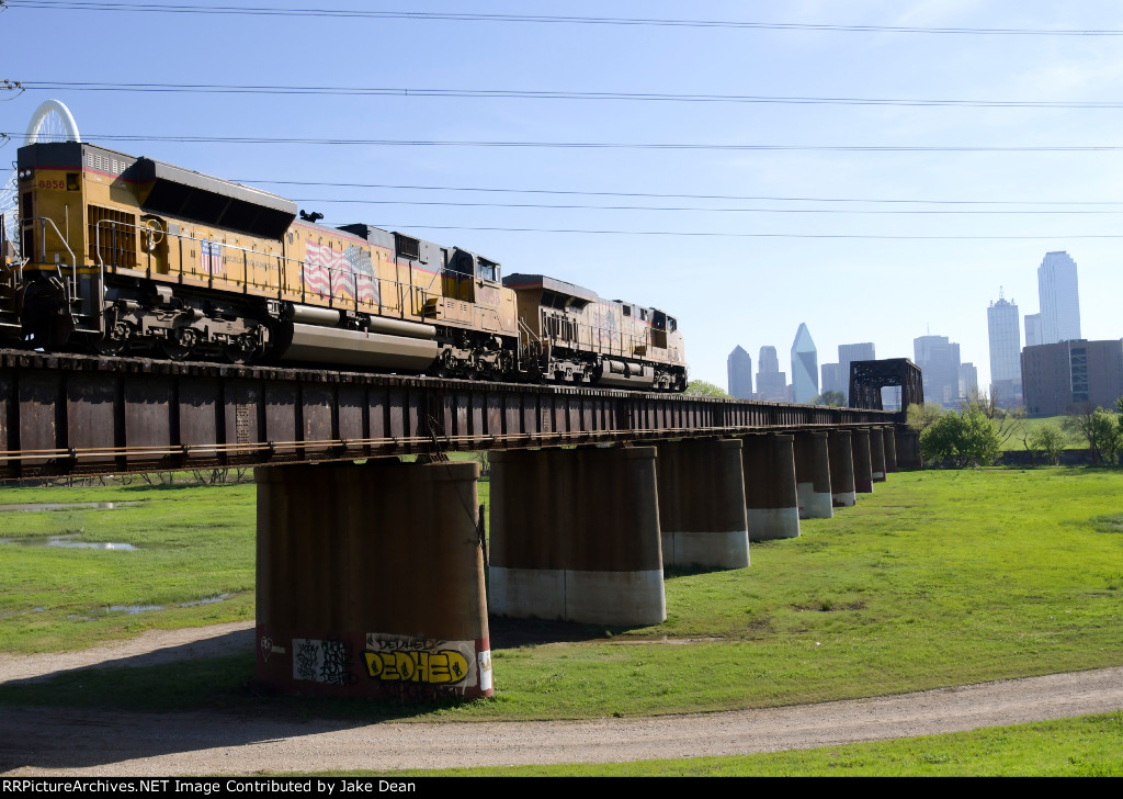 UP 7352 UP 8858 on the Trinity River Bridge